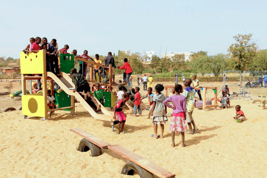 La pépinière urbaine de Ouagadougou, fabrique de communs - AdP - Villes ...